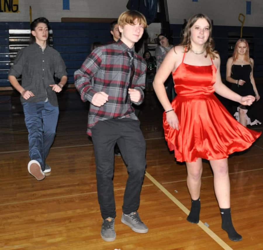 Annual 'Snowcoming' held at Mio-AuSable High School - upnorthvoice.com