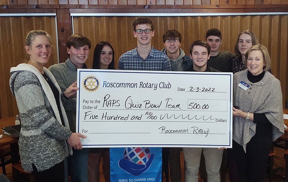 Rotary donates to quiz bowl team - upnorthvoice.com