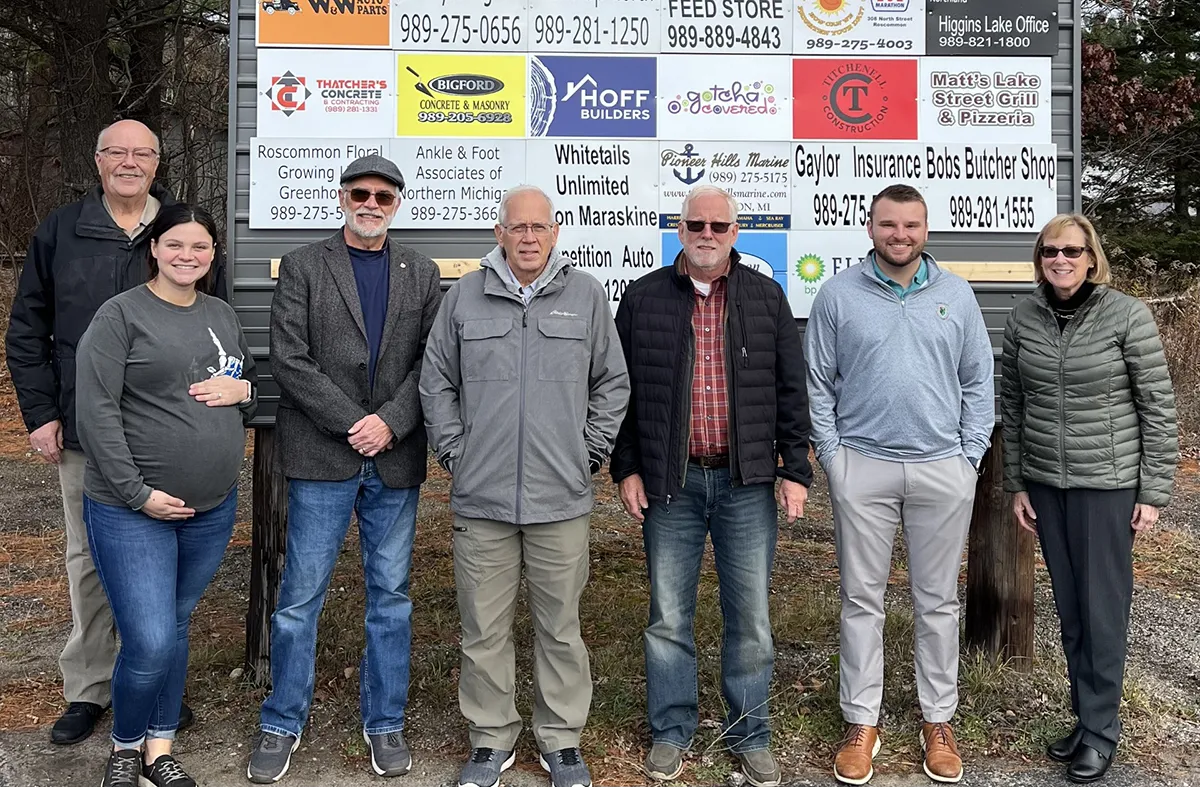 Rosco Rotary buck pole sponsors - upnorthvoice.com